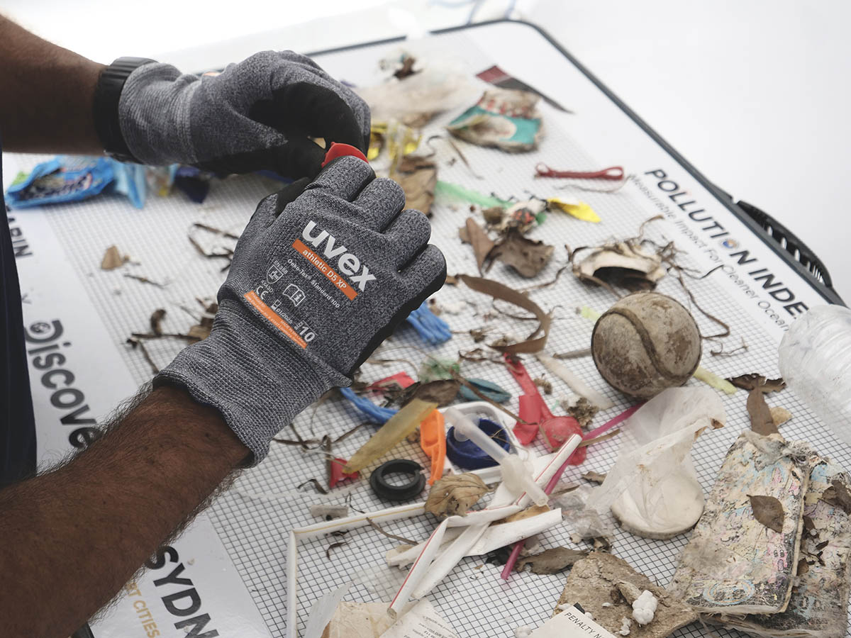 The Seabin Project: Cleaner oceans for a brighter future - The Tawny ...